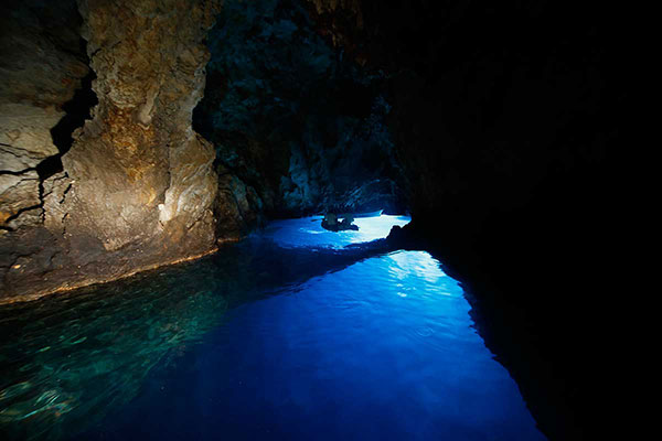 Blue cave tour Split - visit the most popular destinations in one tour